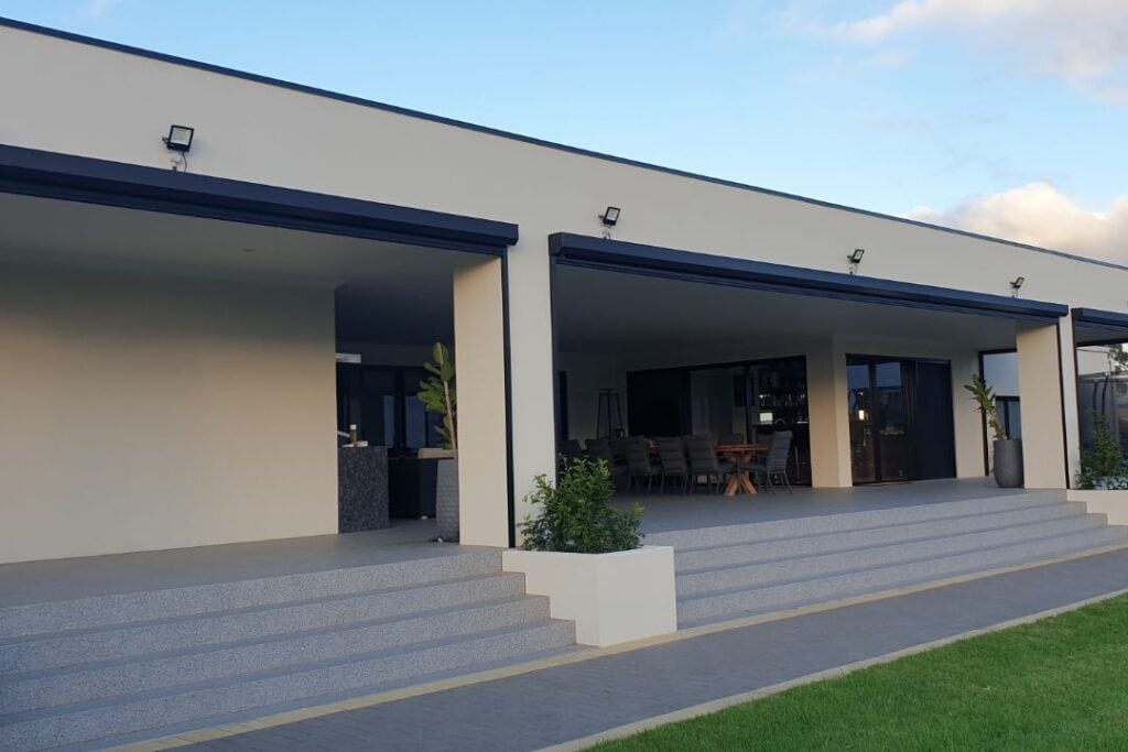 Inspiration - Phantom Screens